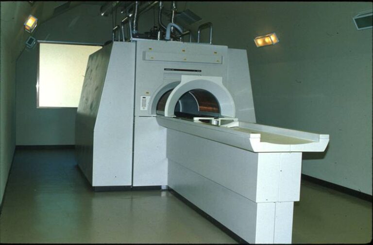 成瀬昭二 | Japan MRI history